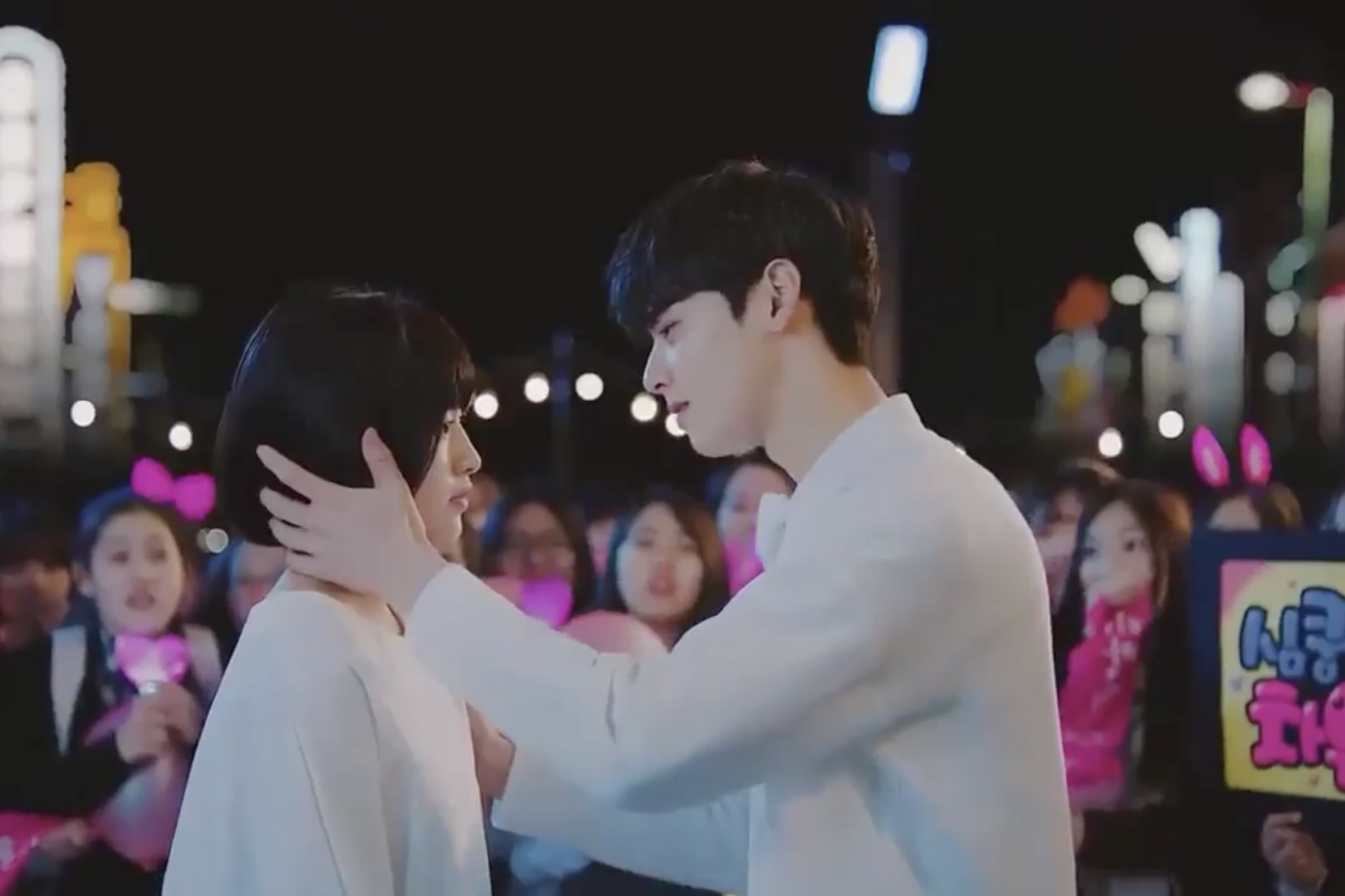 Profil dan Biodata Ahn Yujin IVE, Dicium Cha Eun Woo di Iklan - Showbiz