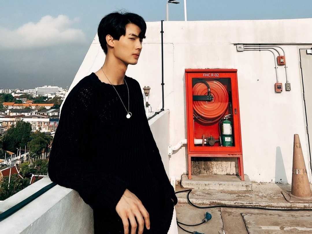 Profil dan Biodata Win Metawin: Keluarga Kaya, Pacar, Series Terbaru ...