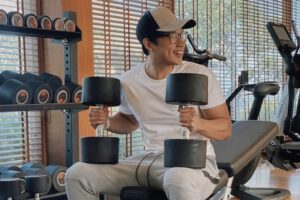 Profil dan Biodata Adriel Susanteo: Agama, Bisnis, Pacar Amanda Rawles ...