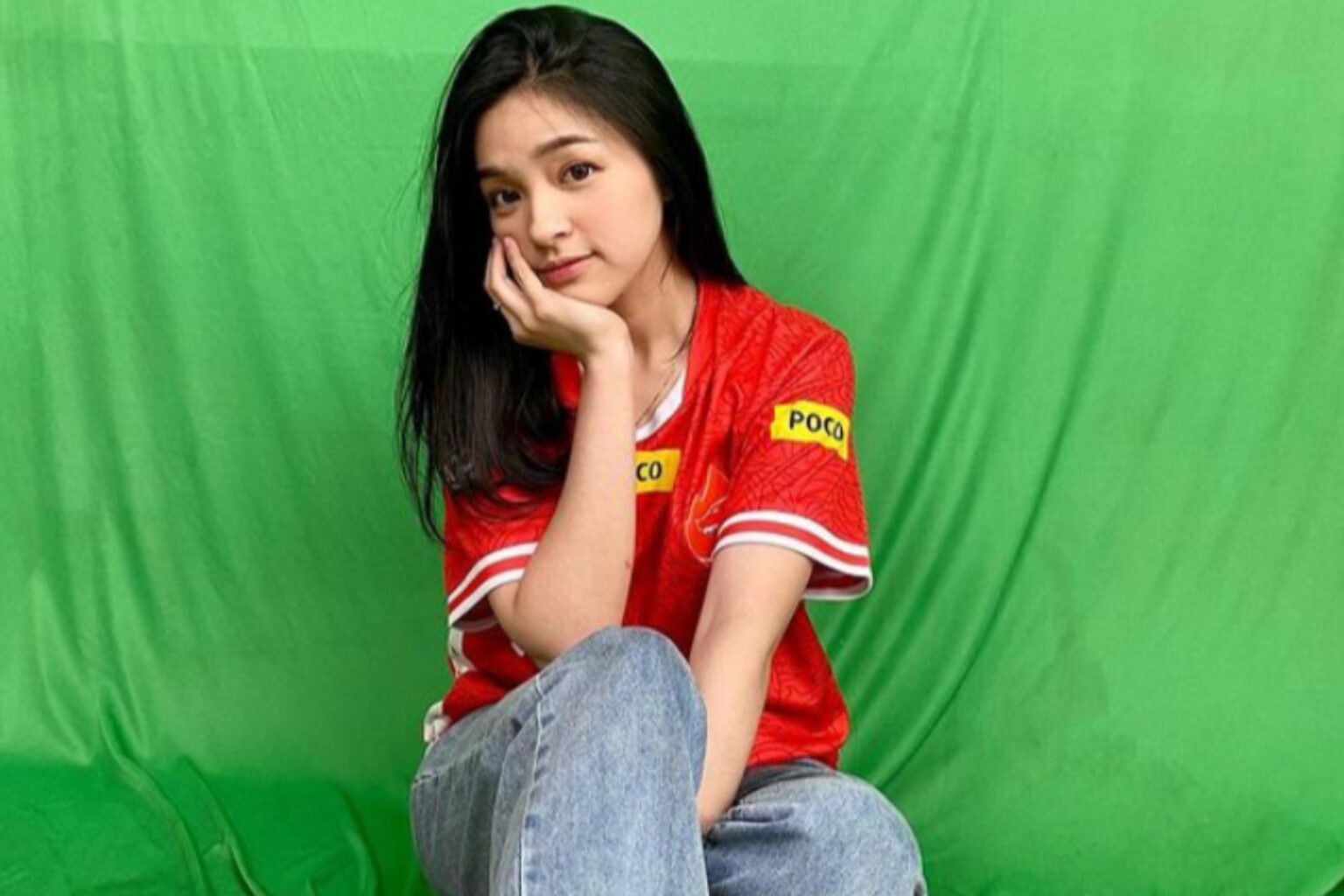 Profil dan Biodata Eca Aura: Agama, Ayah, Bisnis Keluarga, Pacar - Showbiz